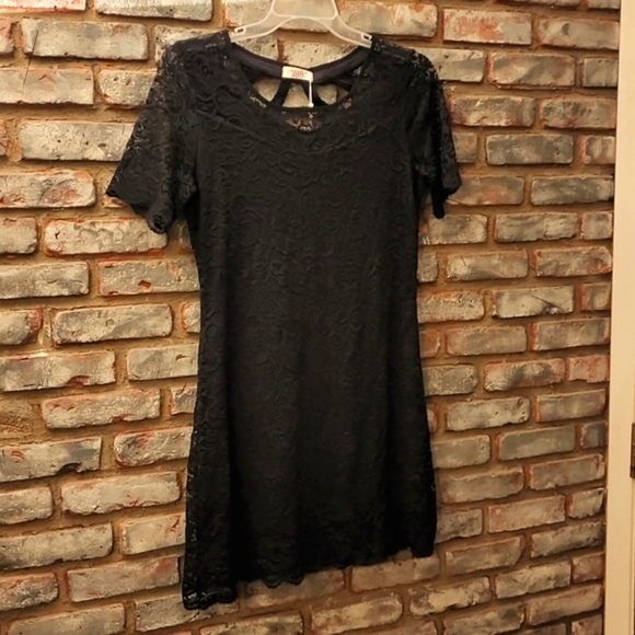 Julia | Dresses | Julia Short Sleeve Form Fitting Flare A Line Black ...